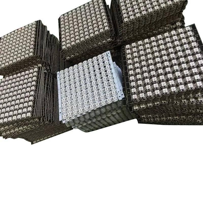 50 ~ 1000 4 kontaktų WS2812B WS2812 LED lustas ir radiatorius 5 V 5050 ...